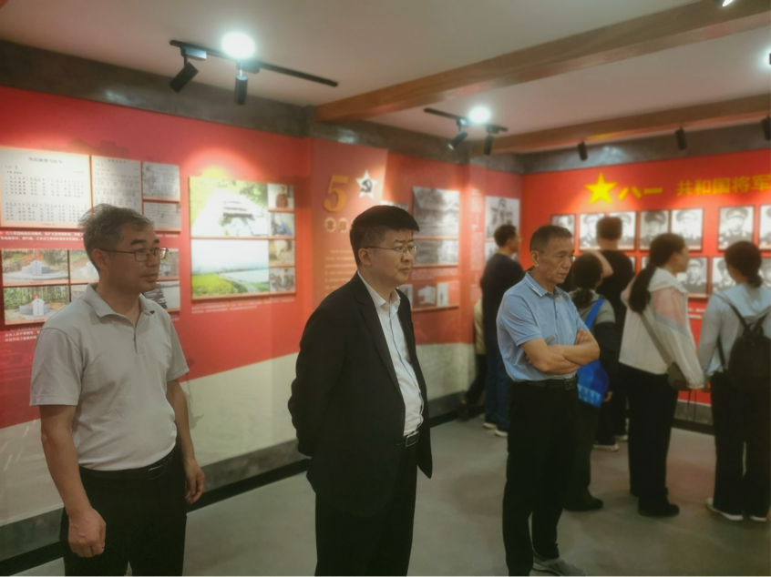 经济与管理学院党总支开展党性教育实践活动-湖南科技学院经济与管理学院